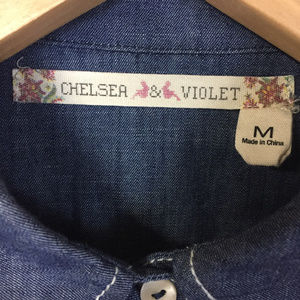 Chelsea & Violet | Tops | Chelsea Violet Chambray Buttondown Top Flower ...